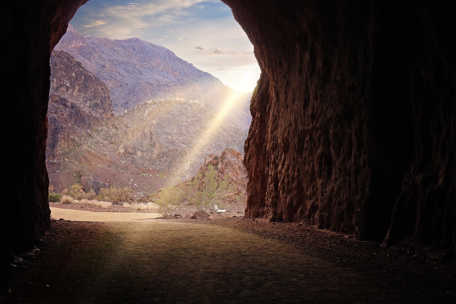 Profound Quotes on the Wonder, the Love, and the Joy of Advent